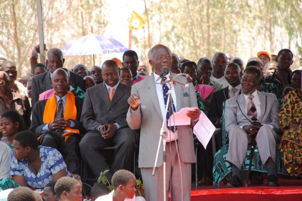 Malawi Pres. Banda elevates senior chief Chiwalo of Phalombe - Malawi ...