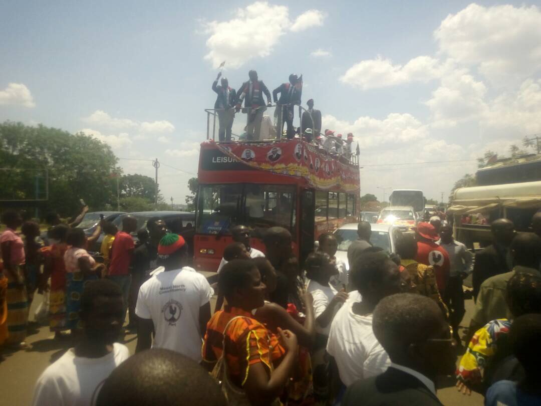 Chakwera faults Malawi Police for blocking MCP supporters’ parade: New ...