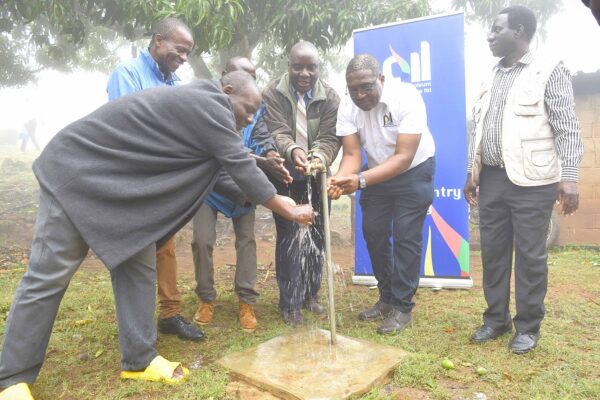 PIL donates K7.8 million solar water pump to Lulwe CDSS - Malawi Nyasa ...