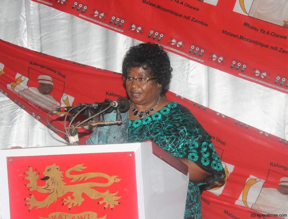 JB donates K2m to Chewa Heritage for Kulamba ceremony - Malawi Nyasa ...