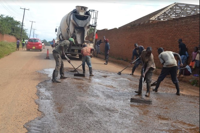 Plem Construction vows to end bumpy ride, fix roads - Malawi Nyasa ...