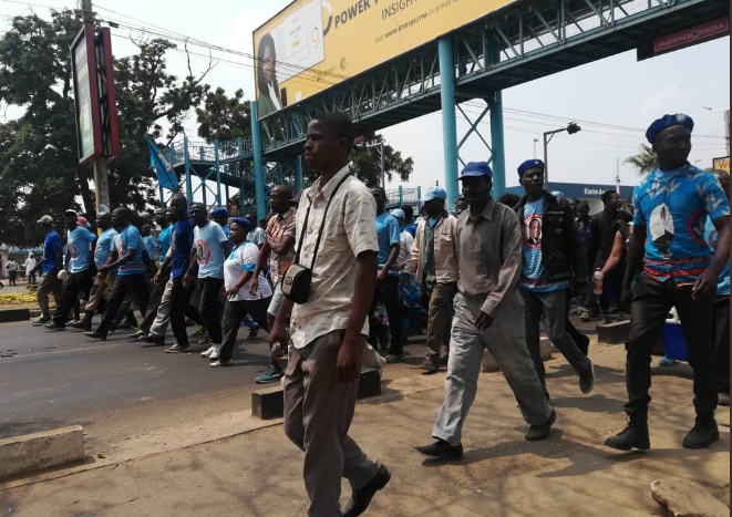 DPP cadres take up streets in Blantyre: Protected by Malawi police ...
